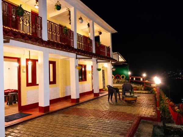 Jugnoo Cafe And Stay - Nainital