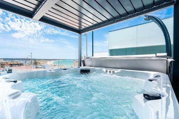 Algarve Oceanfront Luxury Penthouse - Armação de Pêra