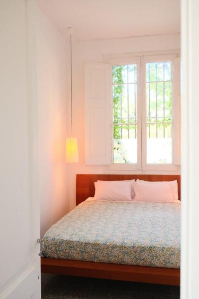 Barcelona Suburban Hot Spring Village Casa Mina Olive Room One Bed Exclusive Suite - Granollers