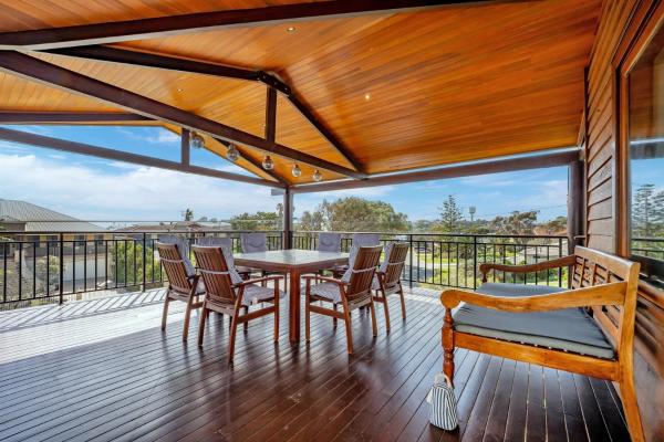 Ocean-view 3-bed House In Halls Head - 曼杜拉