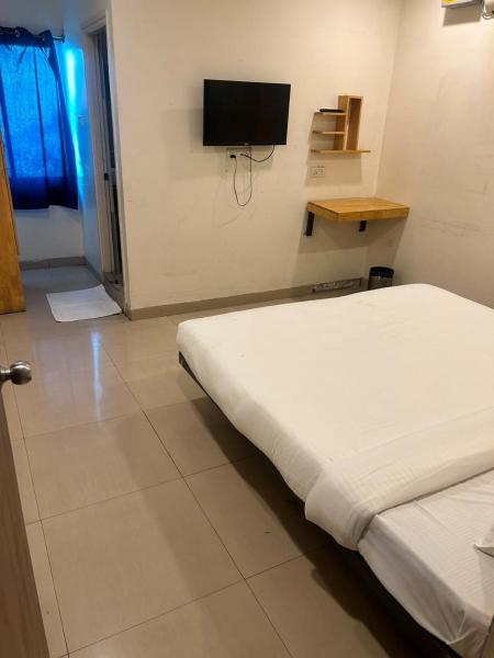 Hotel Sriveda By Debash Hospitality - Hyderabad