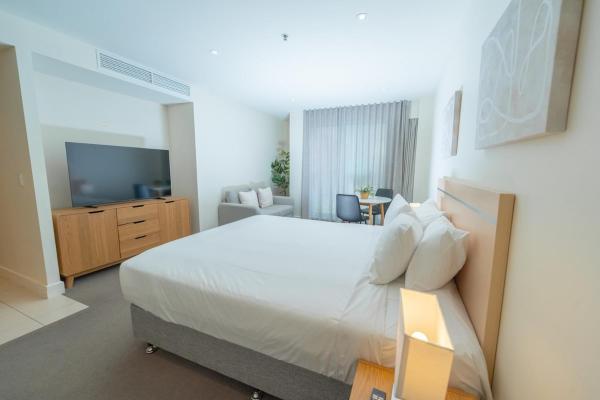 Gorgeous Studio On Glenelg Beach! - 