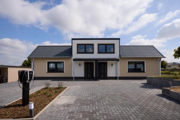 Fewo Petry Lutzerath-moderne Ferienwohnung Mit Klima, Terrasse & E-ladestation - Cochem