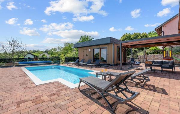 Stunning Home In Vinogradi Ludbreski With Sauna - Ludbreg