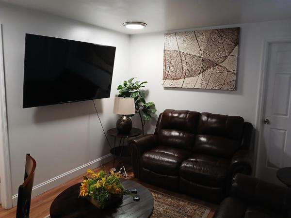 1br Apartment - Unit B - With Parking And 10min Walk To Nyc Train Station - Yonkers, NY