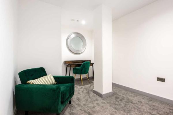 Modern Apartment Central Hull- By Vichy - Kingston upon Hull