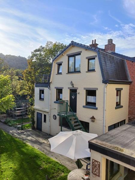Charming Riverside Cottage - Sprimont