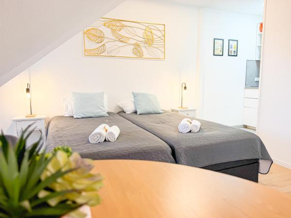 Immostay #2 -Moderne Wohnung Mit Zwei Balkonen, Wlan & Parkmöglichkeit - Stuhr