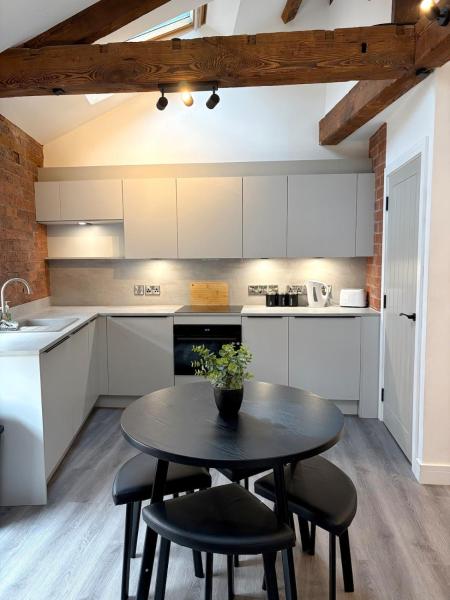 10 Silvester- Modern 2 Bed City Centre Apartment - Kingston upon Hull