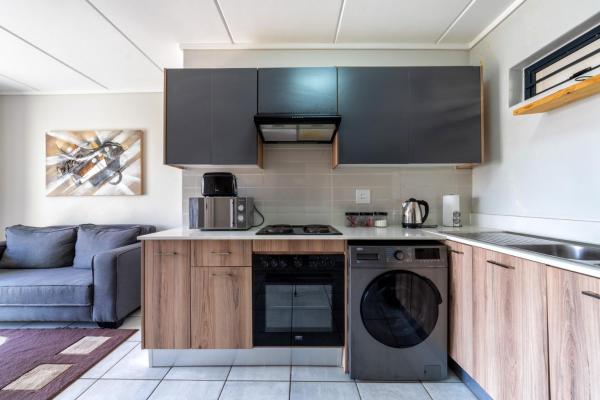 Alimama Spaces: The Manson's Green Creek - Tyger Valley