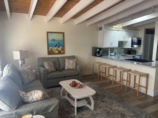 Siesta Royale 53 - Siesta Key, FL