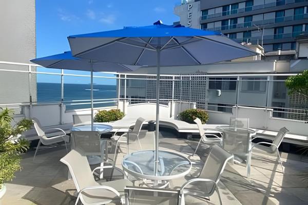 Apartamento Copacabana Na Quadra Da Praia, Prédio Com Serviços - Posto 4 - Ipanema