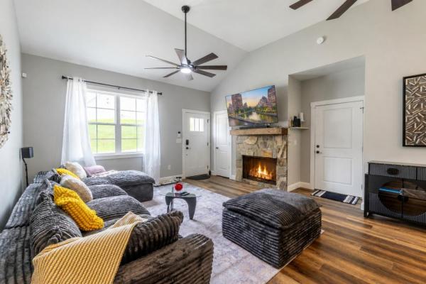 Convenient New Modern House - Tidy And Equipped - Spartanburg, SC