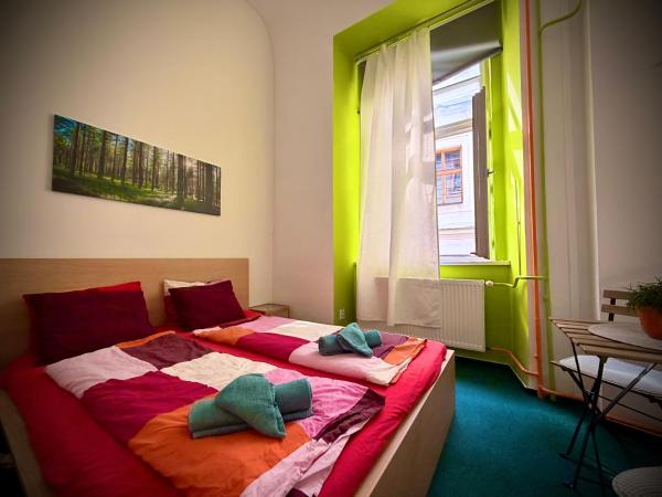 Charles Bridge, Old Town3 Min Walk Private Room H - 