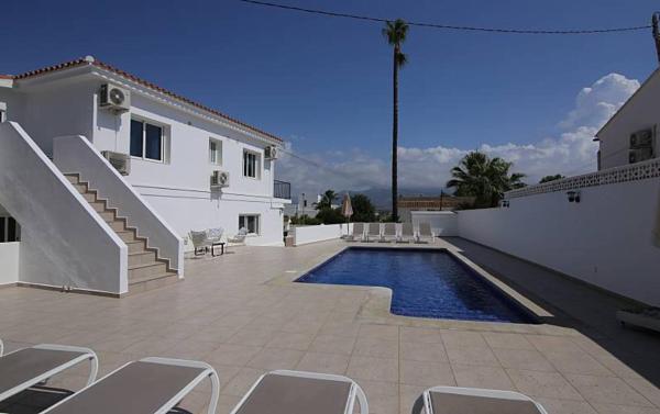 Atractiva Villa - Altea
