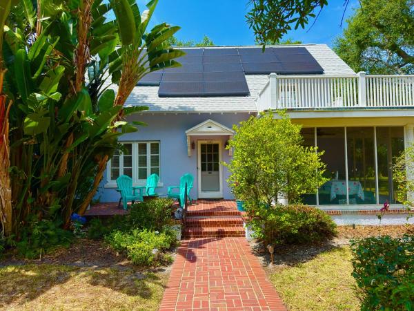 Historic 1922 Home • Walk To Downtown & Blue Jays - ダニーディン, FL