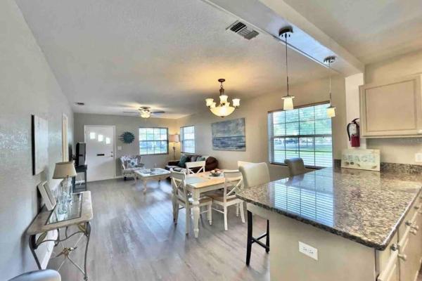 Prime Location, 2 Bath/2 Bed Perfect Getaway - Dunedin, FL