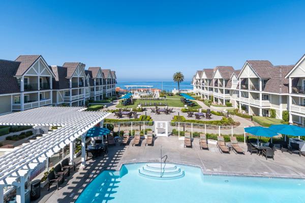 Carlsbad Inn Beach Resort Hotel - Carlsbad, CA