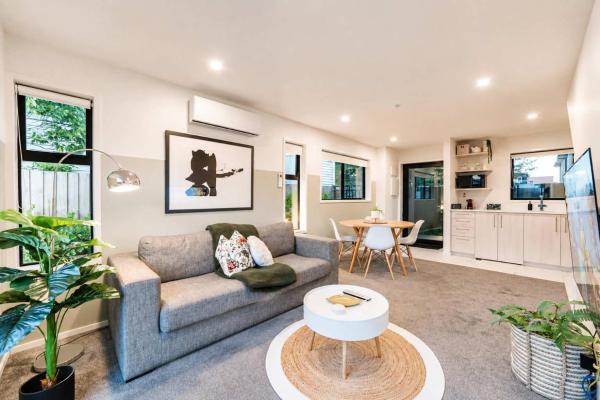 Misty Meadows Manor - Your Urban Oasis - Nya Zeeland