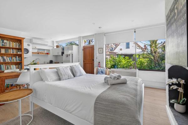 Stylish Studio In Heart Of Annandale Village - Burwood