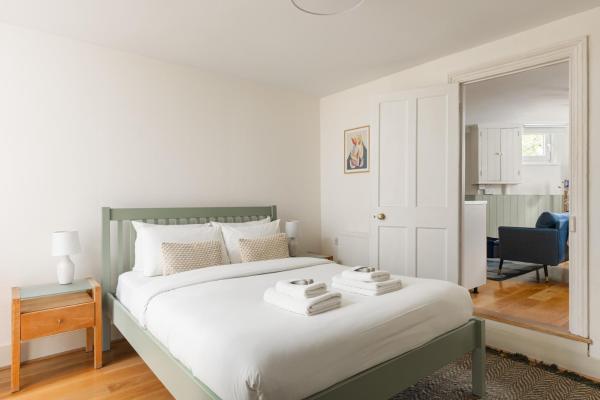 Cosy 1br Flat With Patio In New Cross - Londra