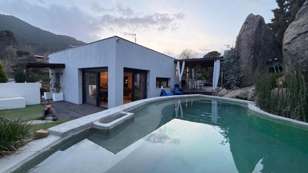 Villa De Lujo Con Piscina, Barbacoa, Estufa, 3 Habitaciones - Cebreros