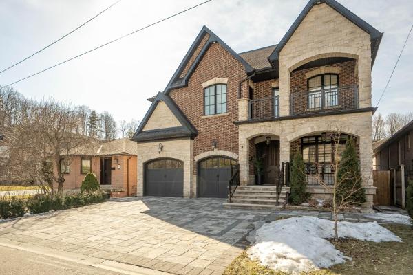 Elegant 2-bedroom Suite - Vaughan