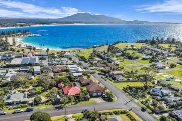 Bermagui Beach Apartment - Corunna Street 1 U2 - Bermagui