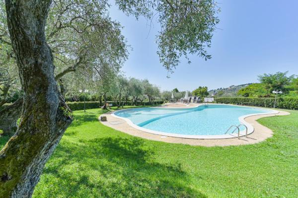 Guesthost - Piana Di Solaro Modern Flat & Swimming Pool - Ameglia