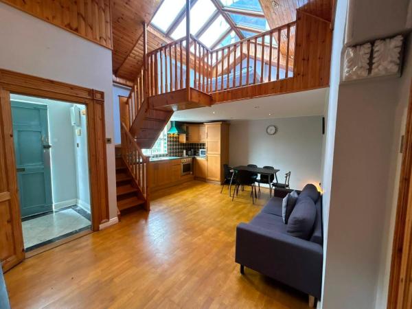 Characterful 1bdr Cottage With Loft In Dublin - Dún Laoghaire