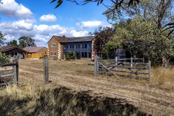 Finest Retreats - The Cottages Collection At Rusty Lane Farm - Devizes