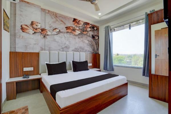 Shri Jee Kripa Villas - Mathura