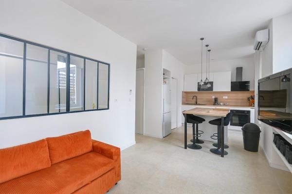 Apartment For 4 People With Big Terrace Near Gare Saint-charles - Plan-de-Cuques