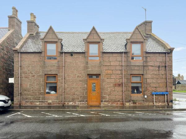 Large 4 Bedroom House With Office, Peterhead - Peterhead