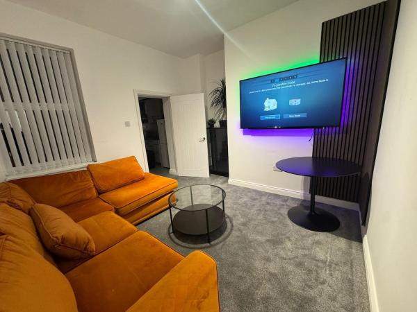New Group Getaway 4 Bed Sleeps 10 Free On-street Parking Close To City Centre - Gosforth