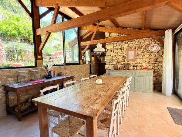 Historic Unesco Village Double Townhouse & Garden - Dordogne