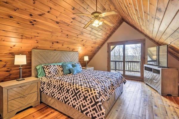Log Cabin, Estonian & Fjord Suite At Equestrian House - Pennsylvania