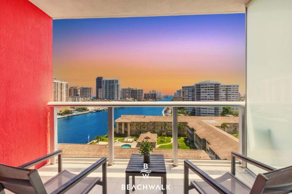 Hallandale Studio Intracoastal View - Aventura, FL
