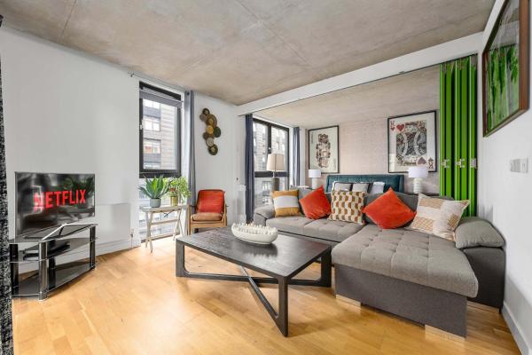 1 Bed Ancoats Canalside Flat City Centre - 