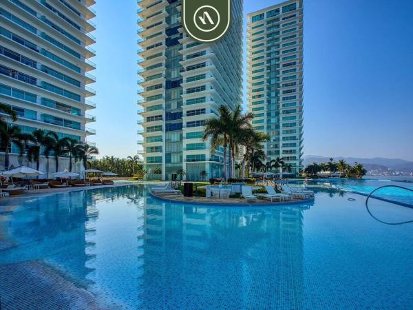 Beachview Luxury 3 Br Condo - Pools - Beach - Puerto Vallarta