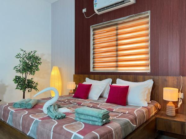 Hyd- Garden Haus- Ac 3bhk, Ps 5, 65'tv, Tt Table - Hyderabad