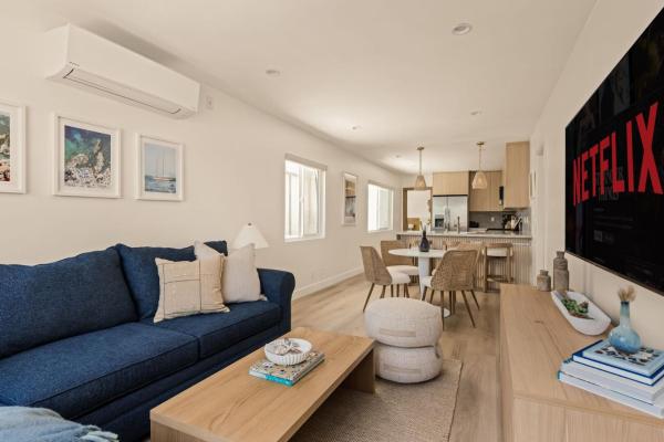 Tide House Hermosa Beach - No 1 - 3bd W Parking - Torrance, CA
