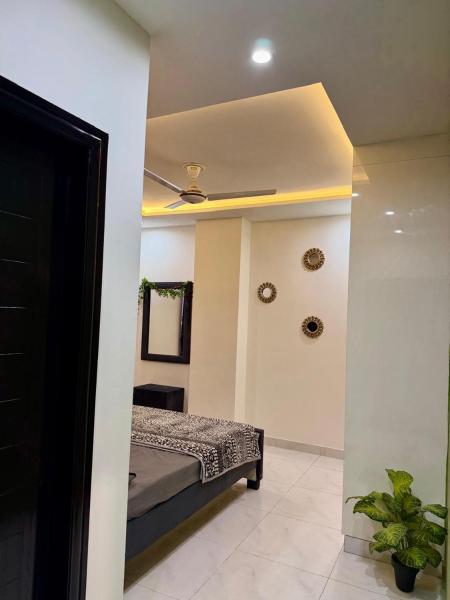 Zameen Opal Luxury Apartments - Lahore