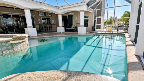 Almare – Gulf Access Pool Spa Boat Dock - Fort Myers, FL