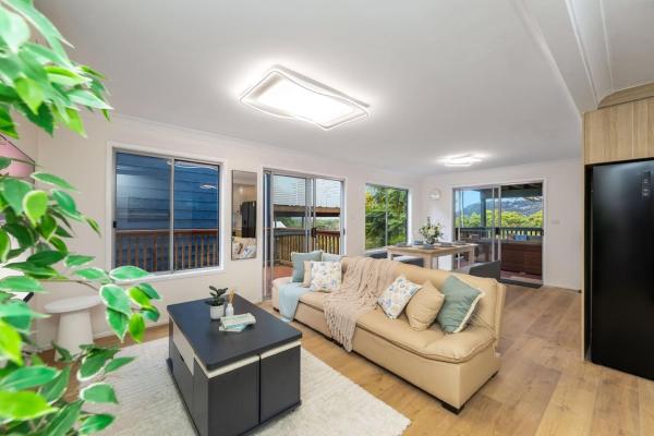 Lakeside Haven - Private Jetty And 6br Group Retreat - Ettalong Beach