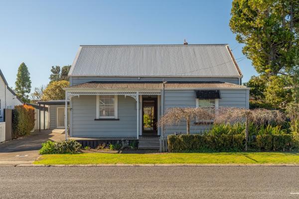 Hannan House - Whitianga Holiday Home - Whitianga