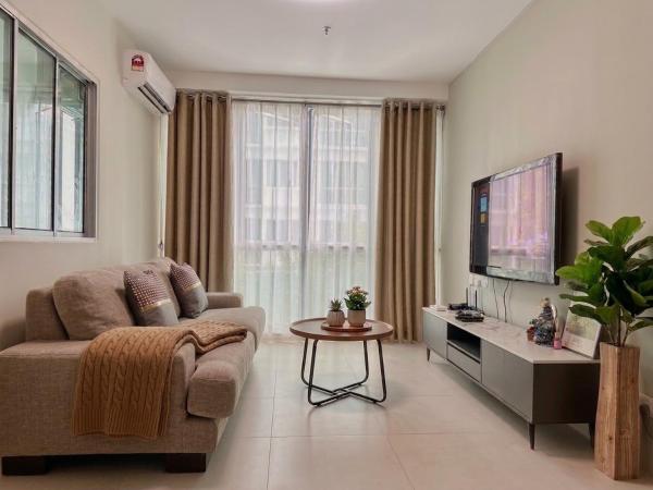 S6-03 Metrocity Square Condominium-3r2b-8 Pax - Kuching