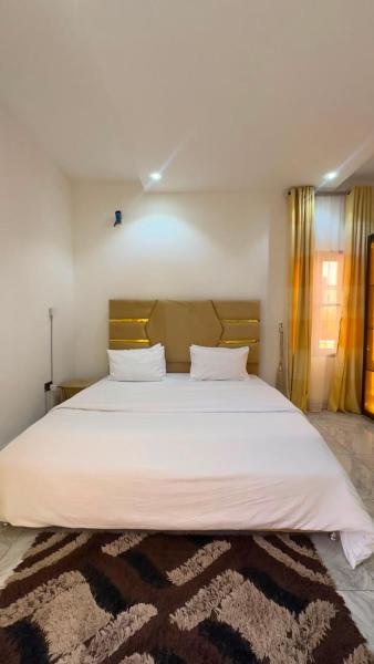 Amakas Place - Abuja