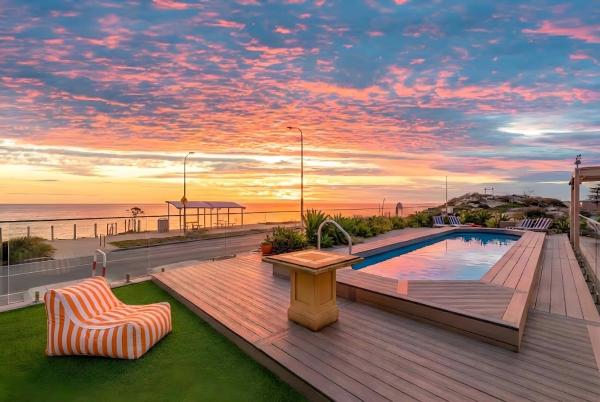 Glenelg Beach House With Private Beachfront Pool - Glenelg