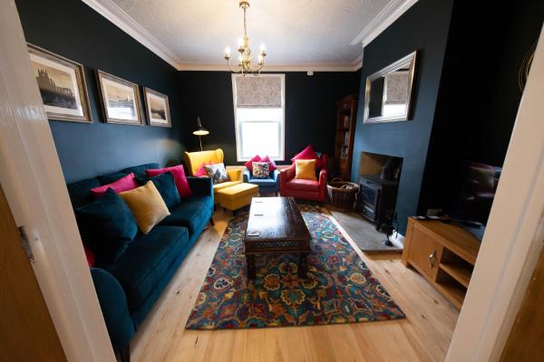 Scoresby Crows Nest - Whitby - Whitby